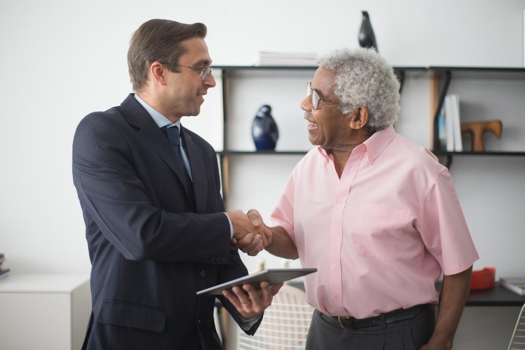 Benefits of Working with Local Insurance Agents